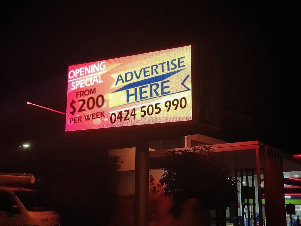Digital Outdoor Signs: LED Displays & Billboards for Maximum | Digital ...